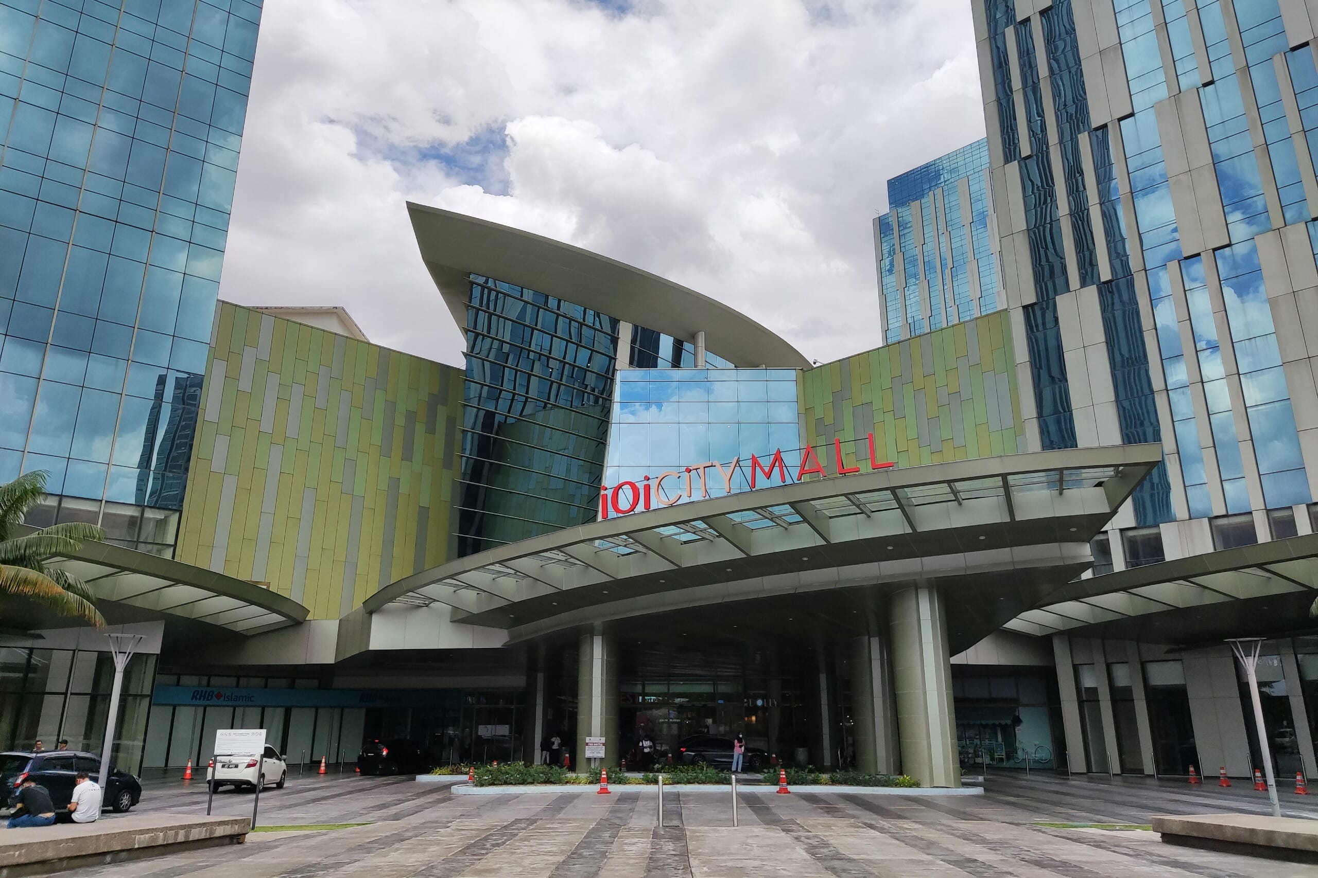 10 Largest Malls in the World | Mappr