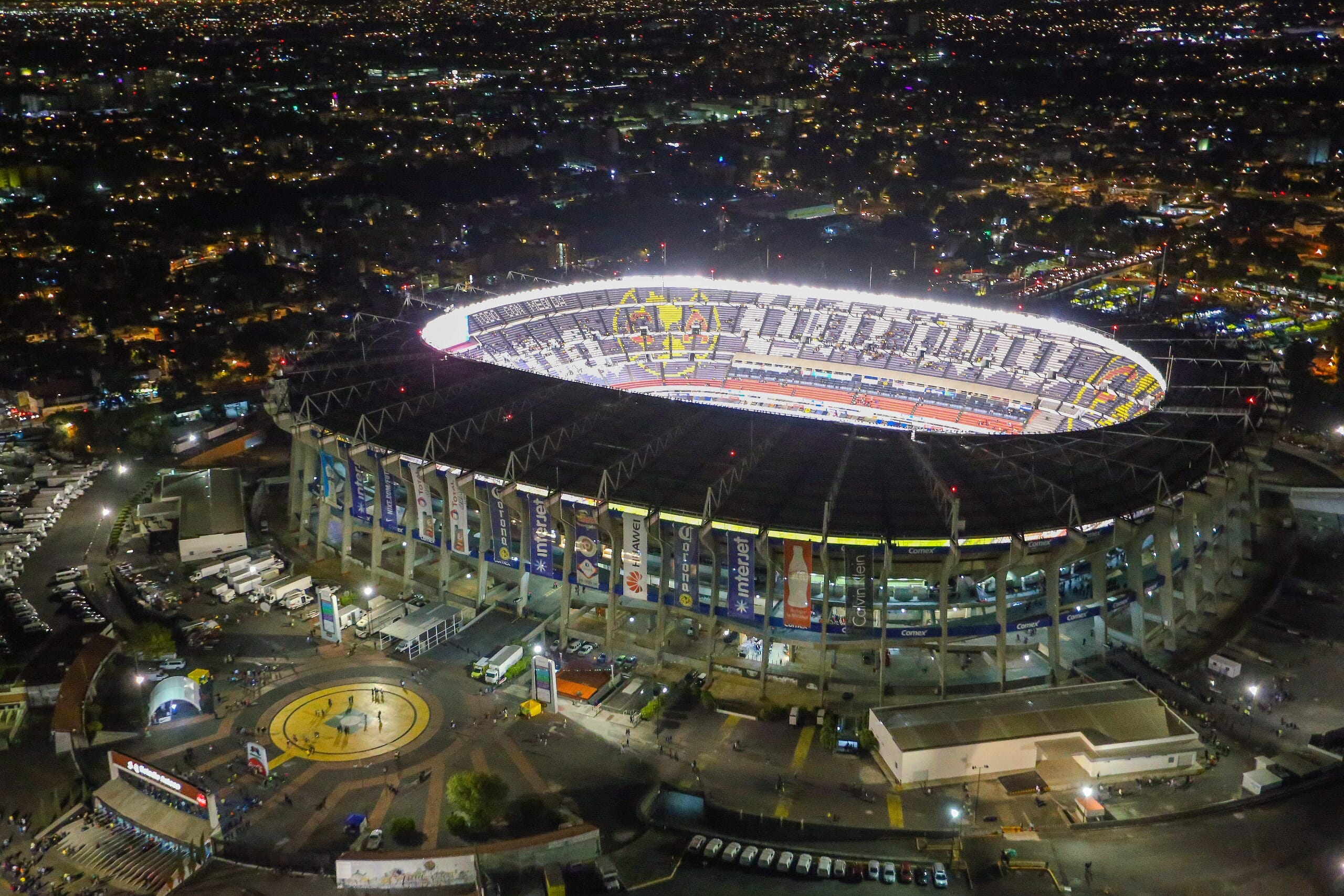The 20 Biggest Football (Soccer) Stadiums in the World | Mappr