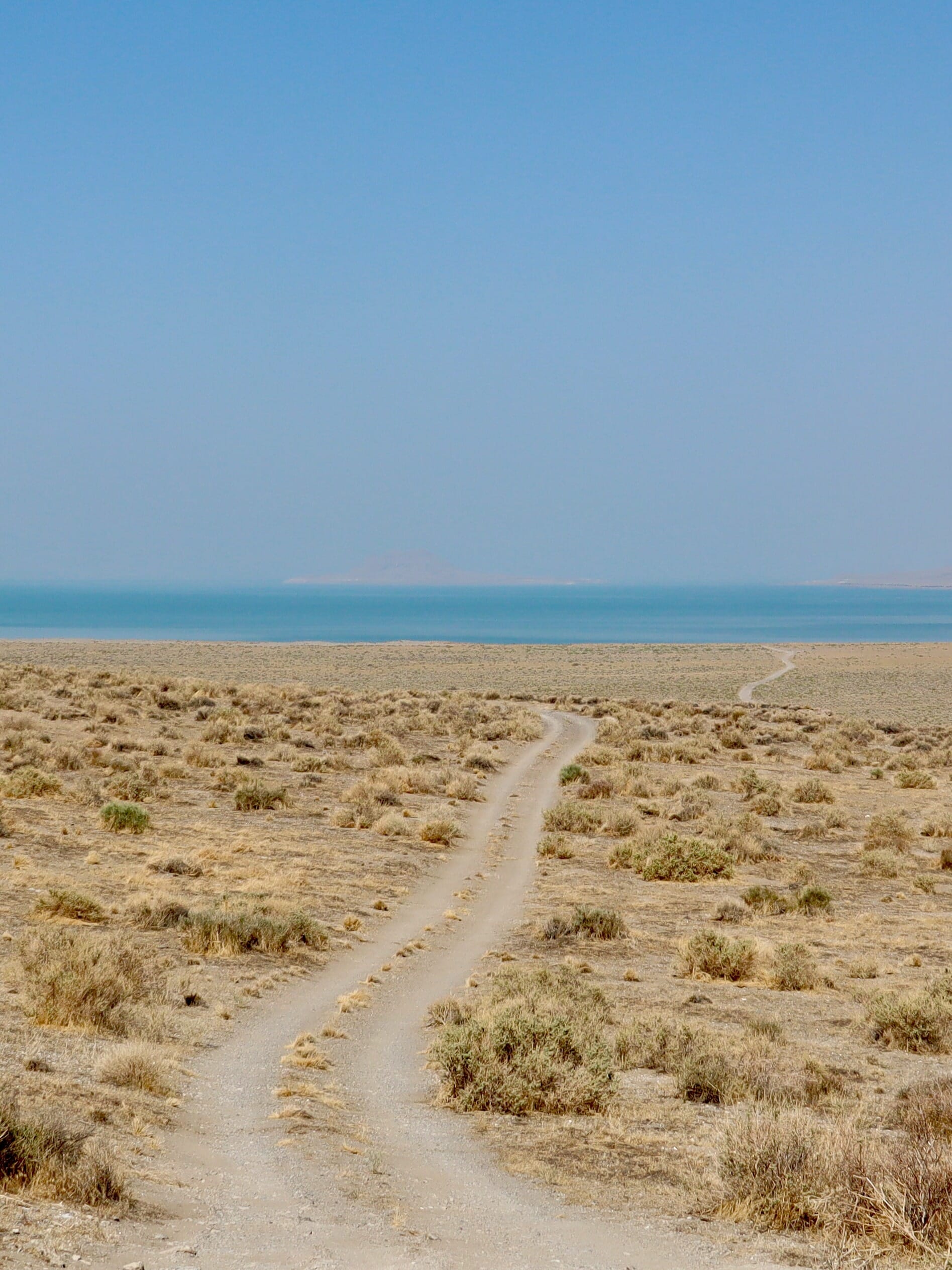 The Top 10 Largest Deserts in the World: A Journey Through Vast ...