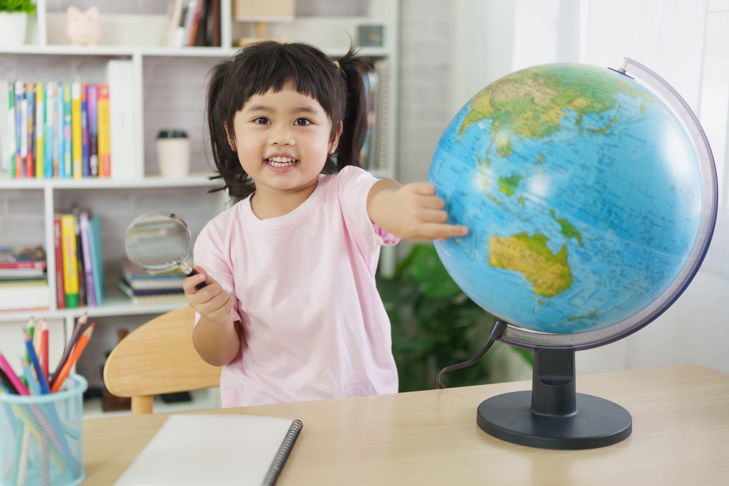 Best Globes for Kids: Top Educational Picks in 2024 | Mappr