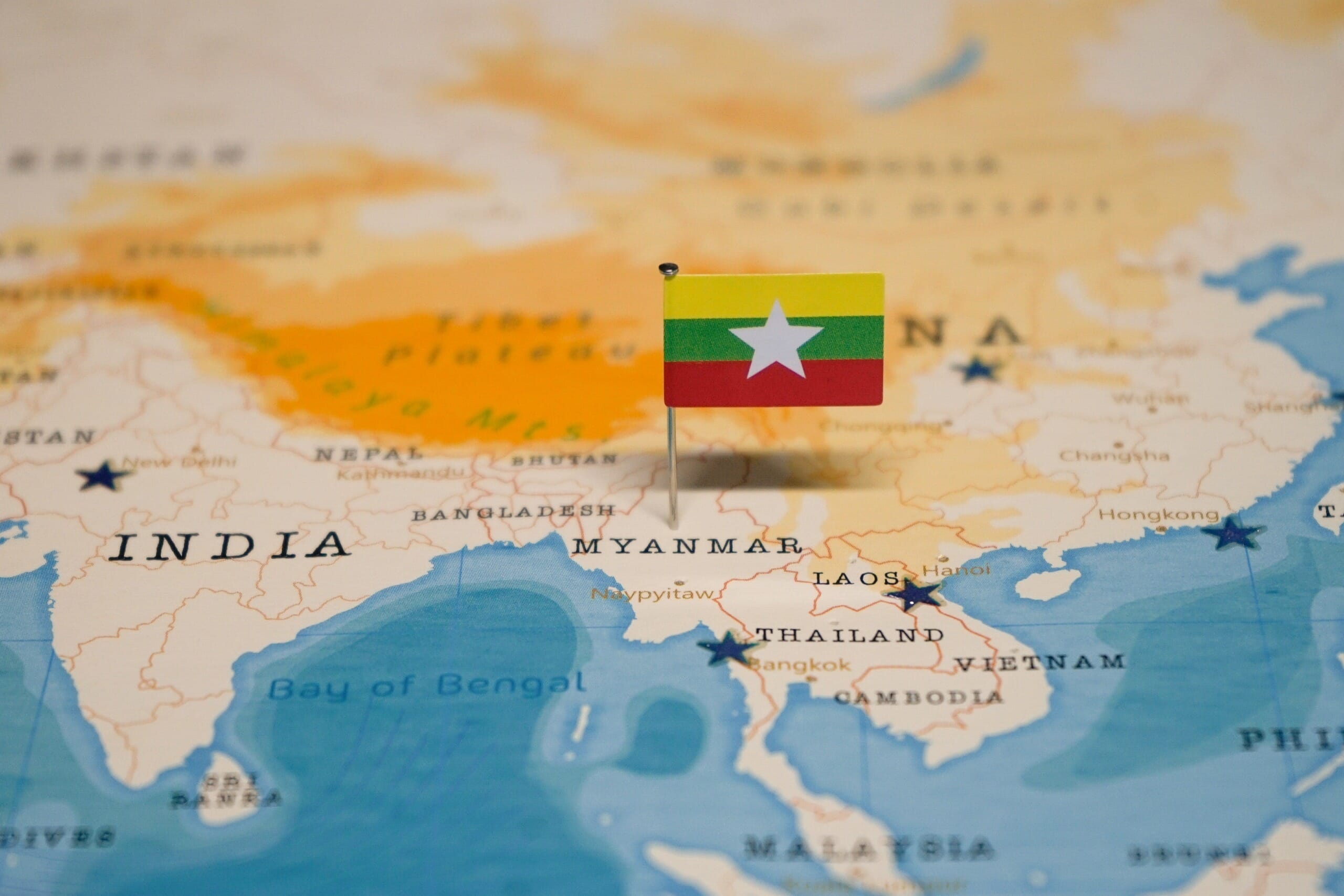 🇲🇲 Myanmar Flag Unveiled: Colors, Meaning, Coat of Arms, Flag Map, and ...