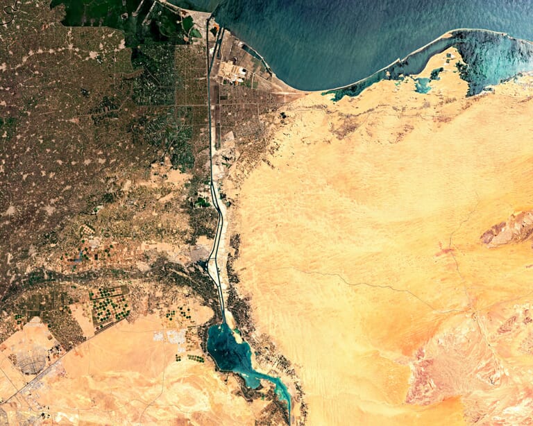 Suez Canal Map: Bridging Continents & Fueling Trade | Mappr Suez Canal Map: Bridging Continents & Fueling Trade | Mappr